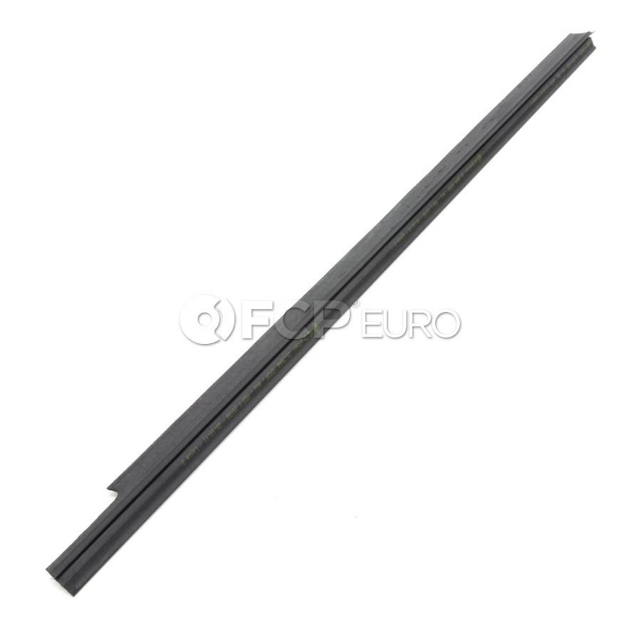 BMW Door Weather Strip Outer Right - Genuine BMW 51221913070 | FCP Euro
