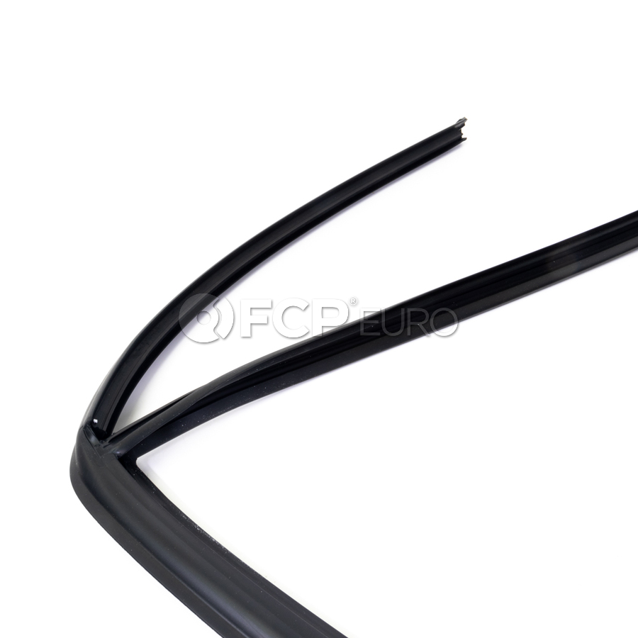BMW Window Guide Channel Seal - Genuine BMW 51348266125 | FCP Euro