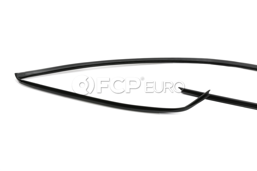 BMW Windshield Seal (E85 E86) - Genuine BMW 51317017021 | FCP Euro