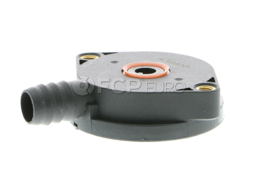BMW Crankcase Vent Valve - Vaico 11157501567 | FCP Euro