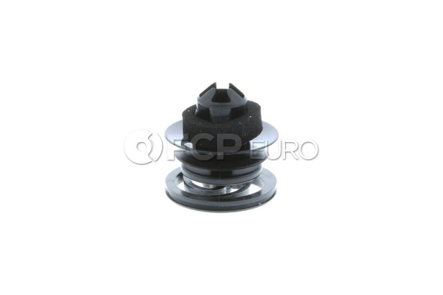 VW Door Panel Clip - Vaico 3B0868243 | FCP Euro
