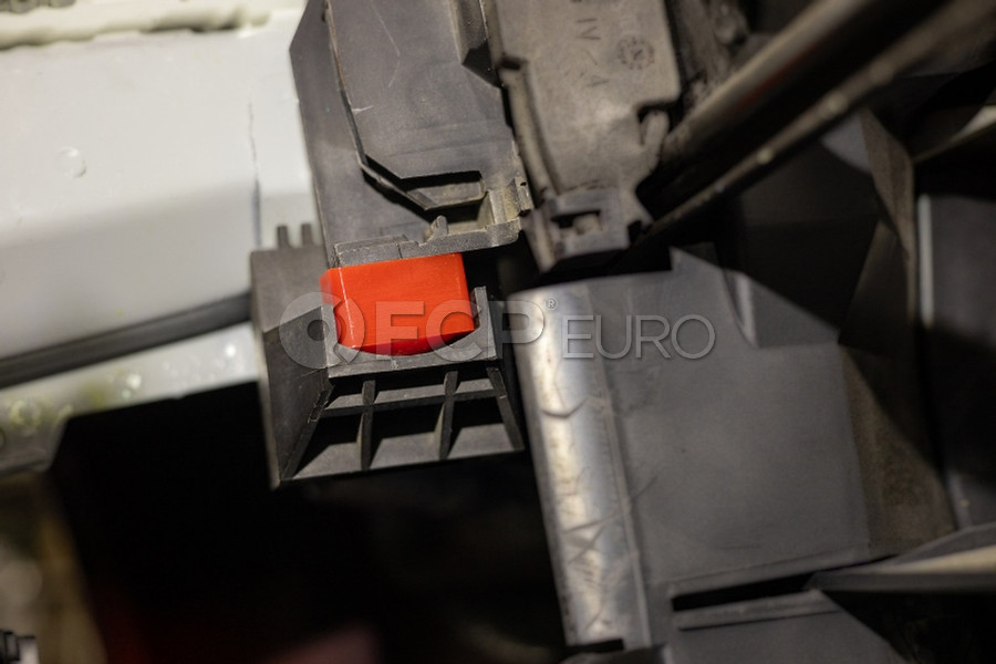 BMW Offset Radiator Mount Set - Powerflex PFF5-4652 | FCP Euro