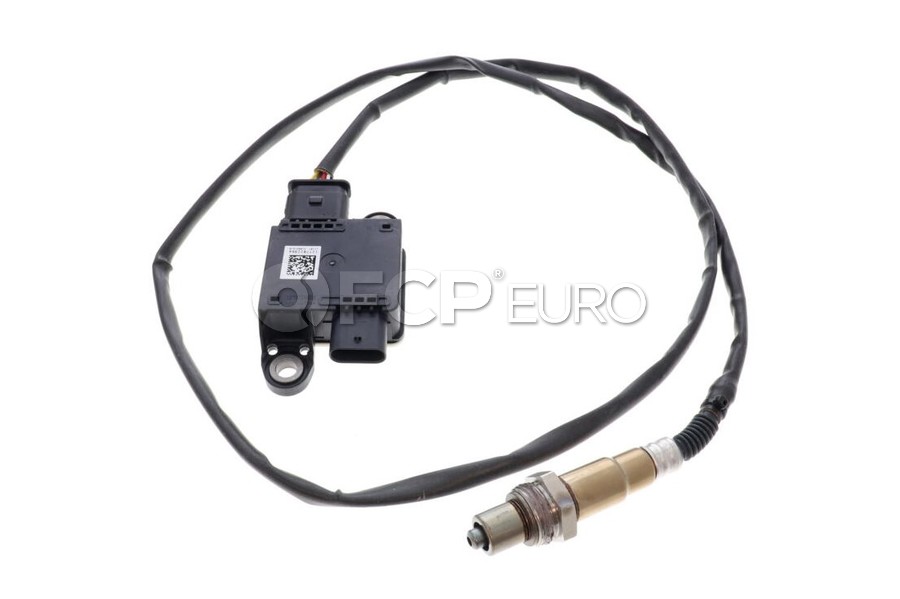 VW Nitrogen Oxide (NOx) Sensor - Vemo 4G0906261C | FCP Euro