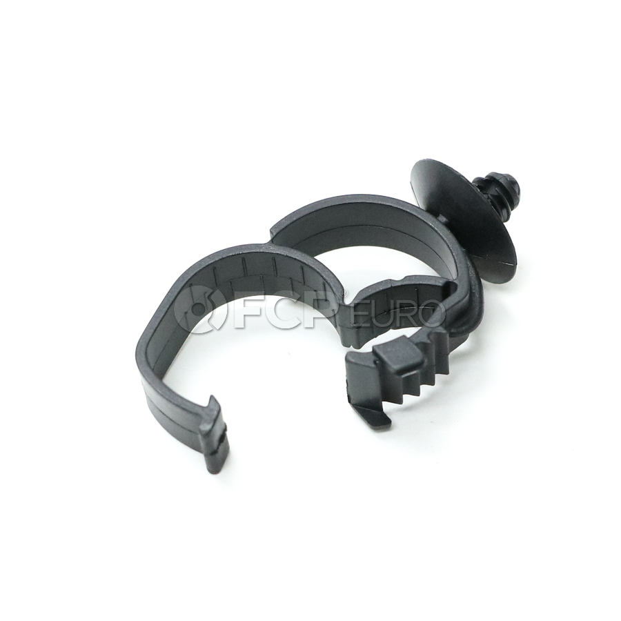 Volvo Cooling Hose Retaining Clip - Genuine Volvo 30622624 | FCP Euro