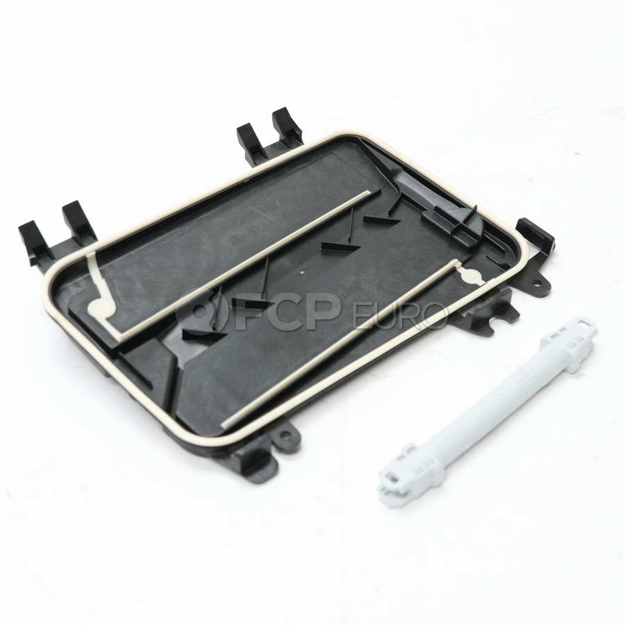 BMW Cabin Air Filter Cover - Genuine BMW 64119460554 | FCP Euro