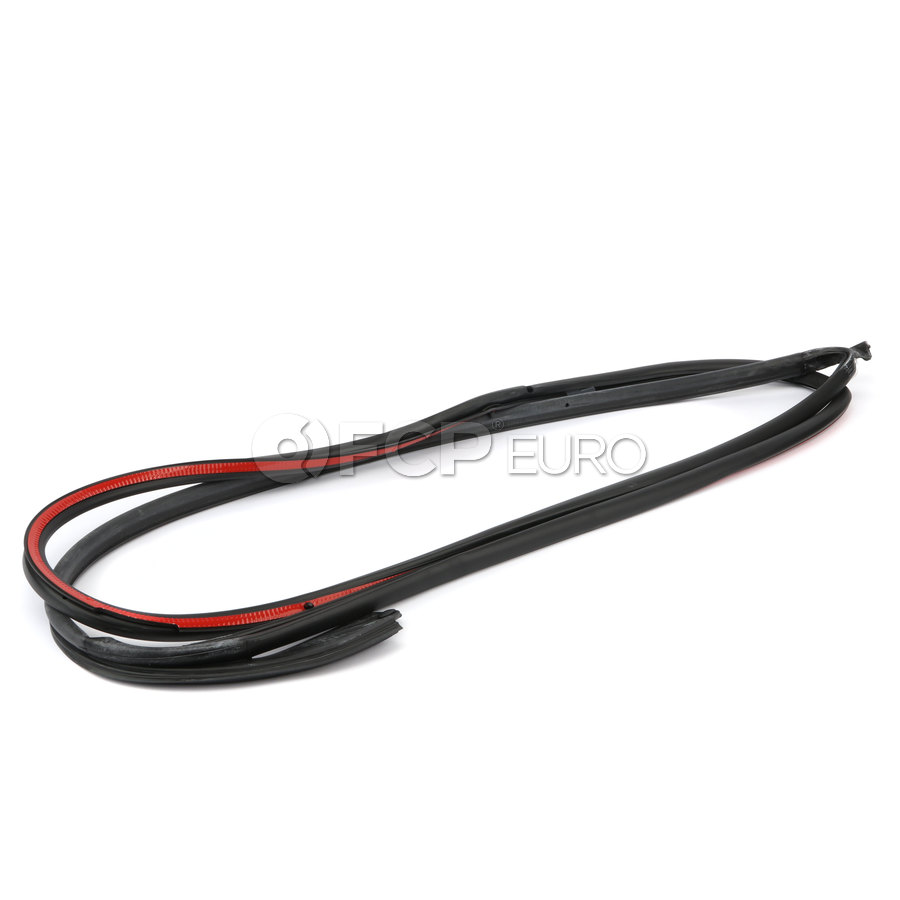 Volvo Door Seal - Genuine Volvo 31278568 | FCP Euro