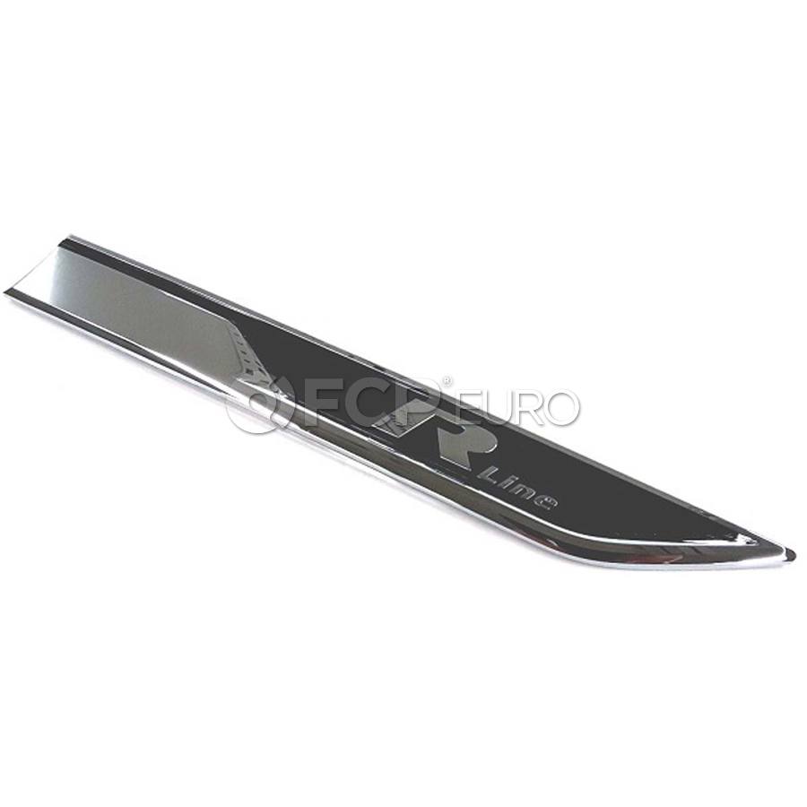 Volkswagen Fender Emblem - Genuine VW 3CN853689AFOD | FCP Euro