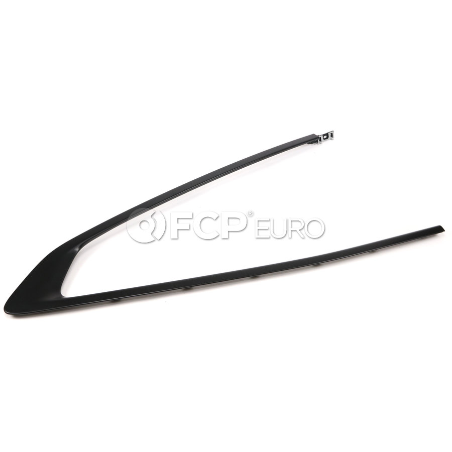 BMW Quarter Panel Reveal Molding - Genuine BMW 51337482748 | FCP Euro