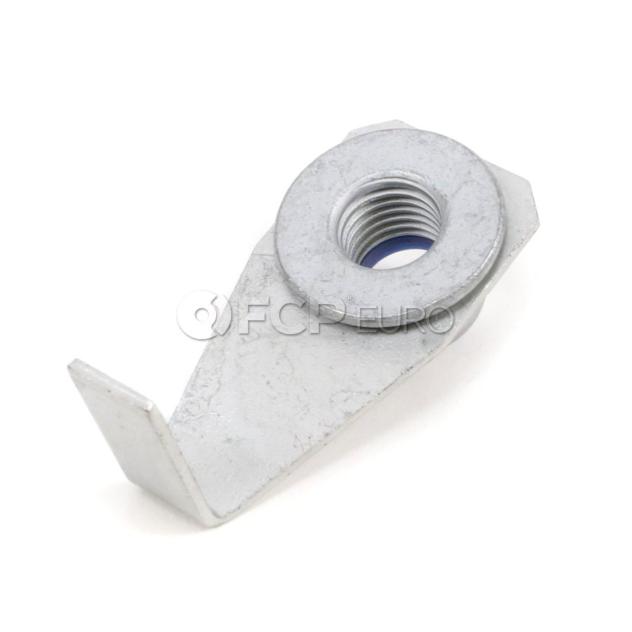 Land Rover Suspension Control Arm Nut - Genuine Land Rover RYH501060 ...