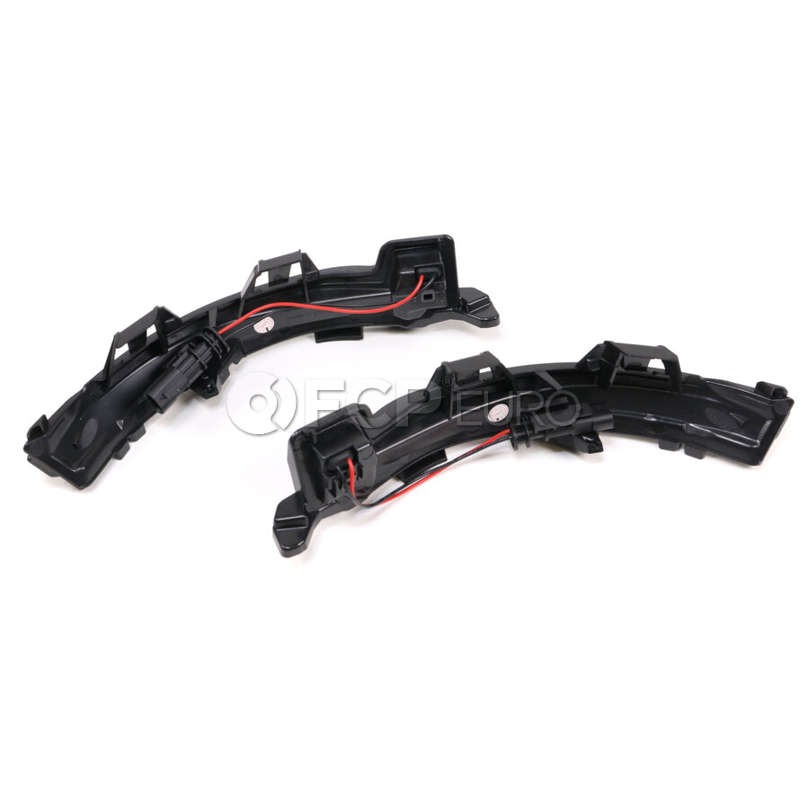 Volvo Door Mirror Turn Signal Light Set - Skandix 31498601 | FCP Euro