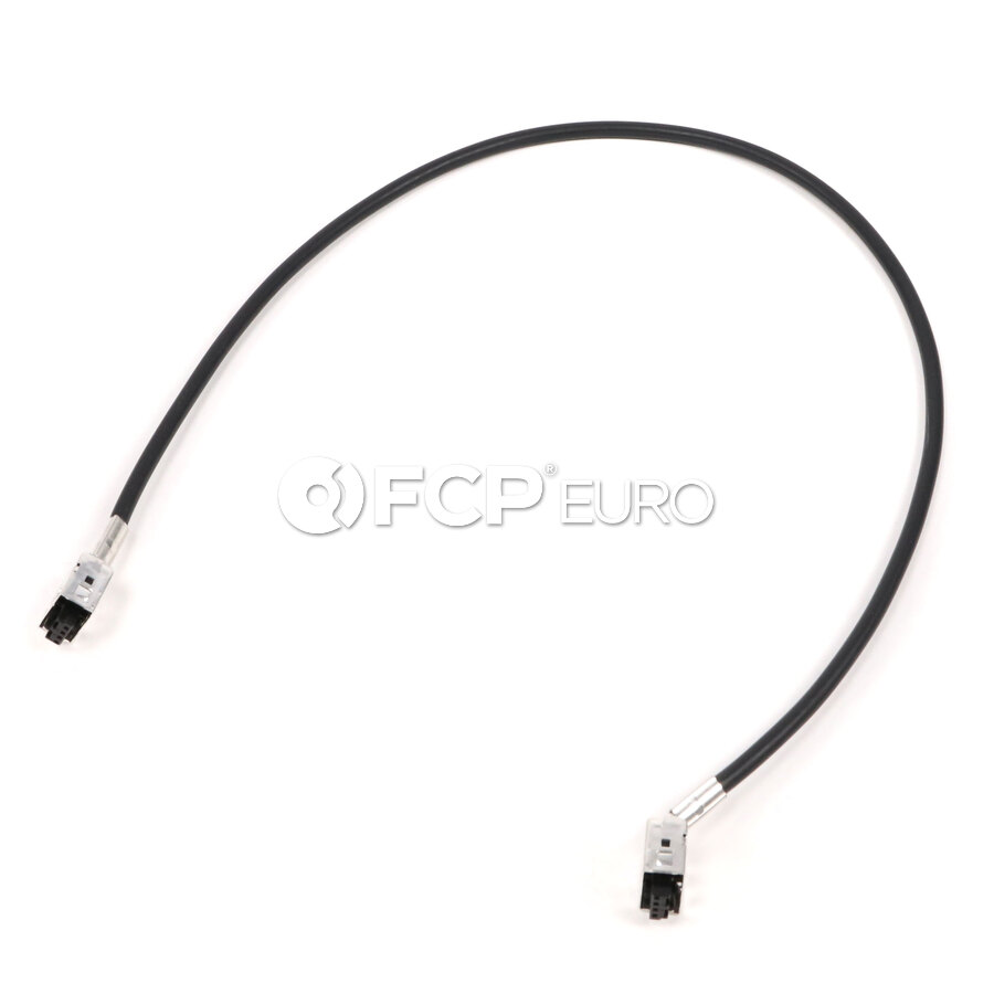 Volvo Headlight Wiring Harness - Genuine Volvo 30763984 | FCP Euro