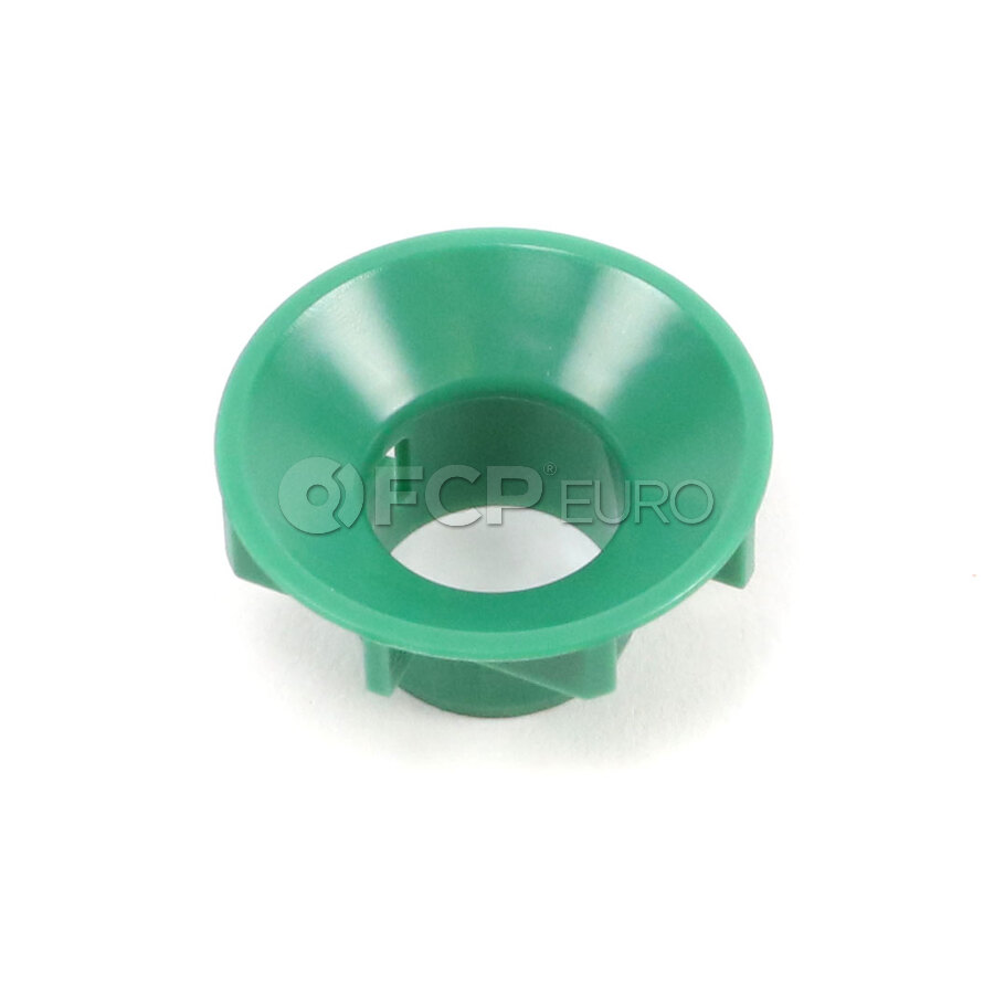Volvo Headlight Fastener Clip - Genuine Volvo 30698684 | FCP Euro