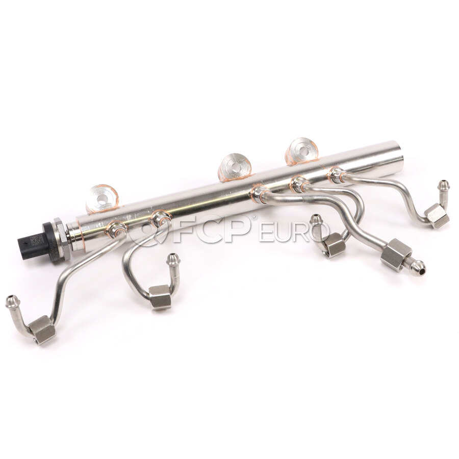 BMW Fuel Injection Fuel Rail - Genuine BMW 13538649320 | FCP Euro