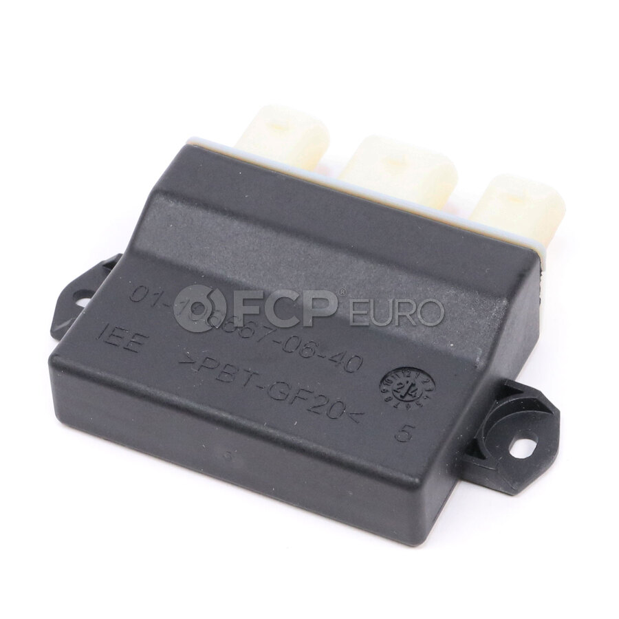 Mercedes Liftgate Control Module - Genuine Mercedes 2139050714 | FCP Euro