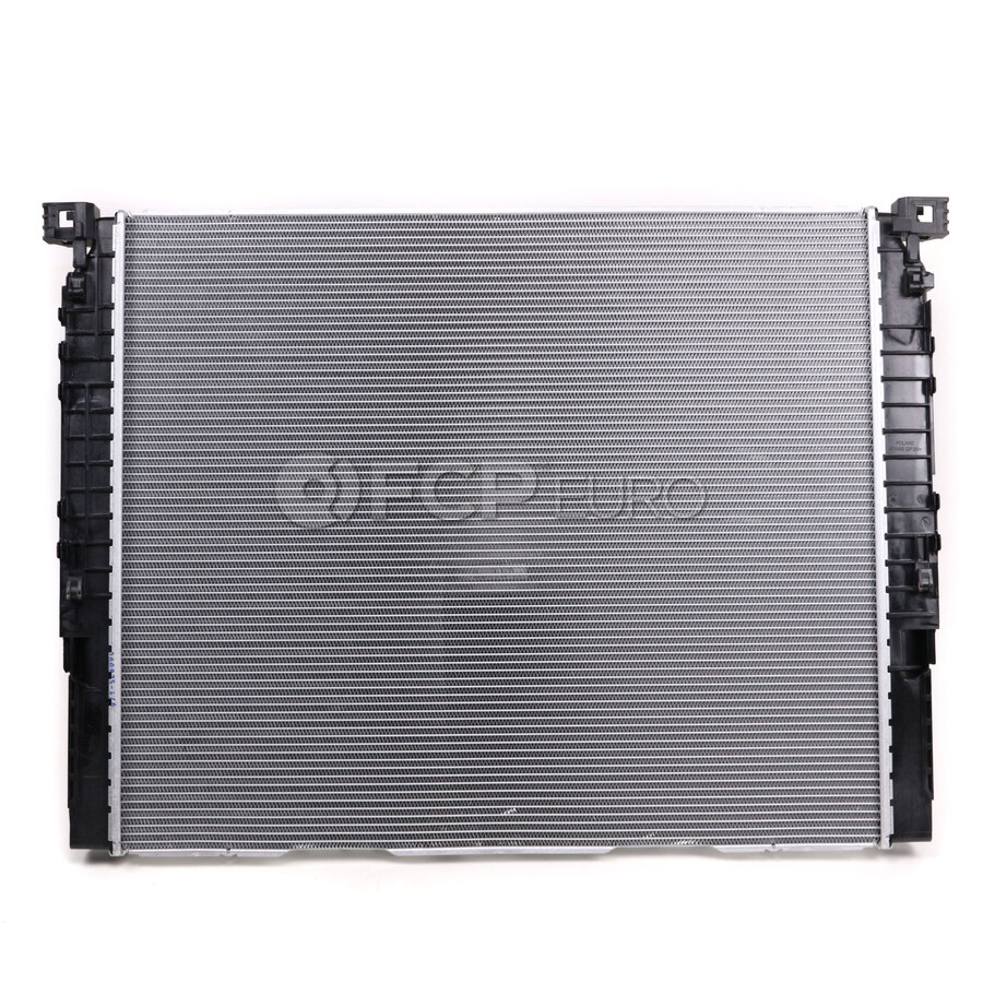 BMW Radiator - Mahle Behr 17118476010 | FCP Euro